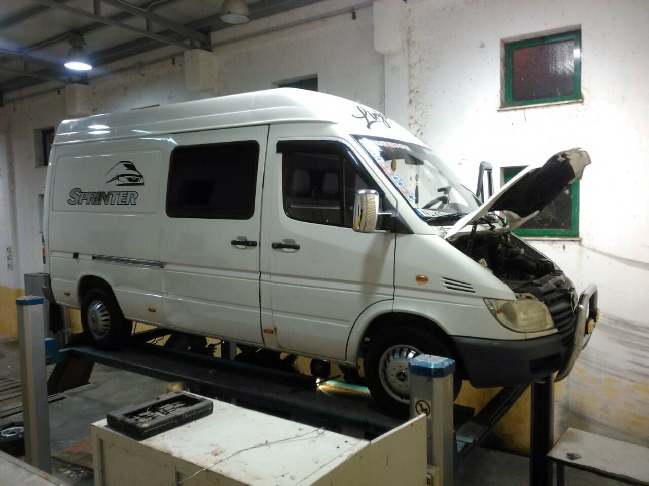 Sukobin – Murićani: Pronađeno 15 kilograma skanka sakrivenog u ...