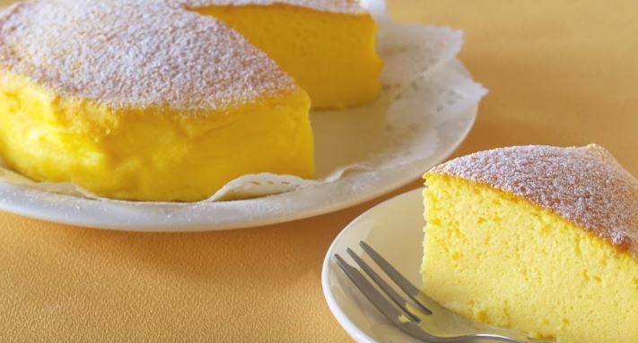 (VIDEO) Kolač od samo tri sastojka: Ova poslastica je najpopularnija na ...