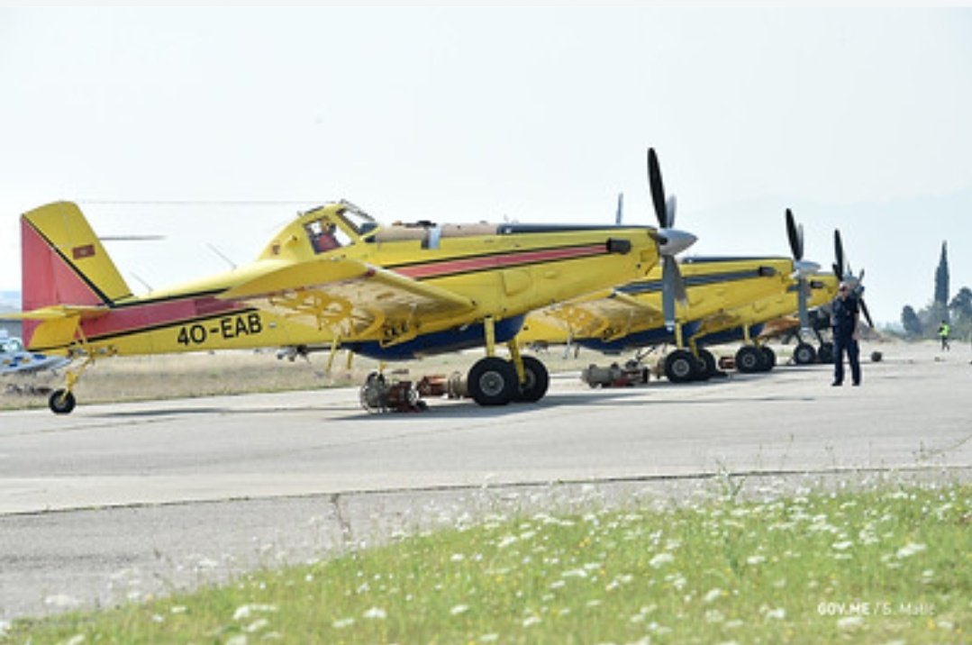 (VIDEO) Povratak aviona MUP-a sa gašenja požara u BiH: CG lider u ...