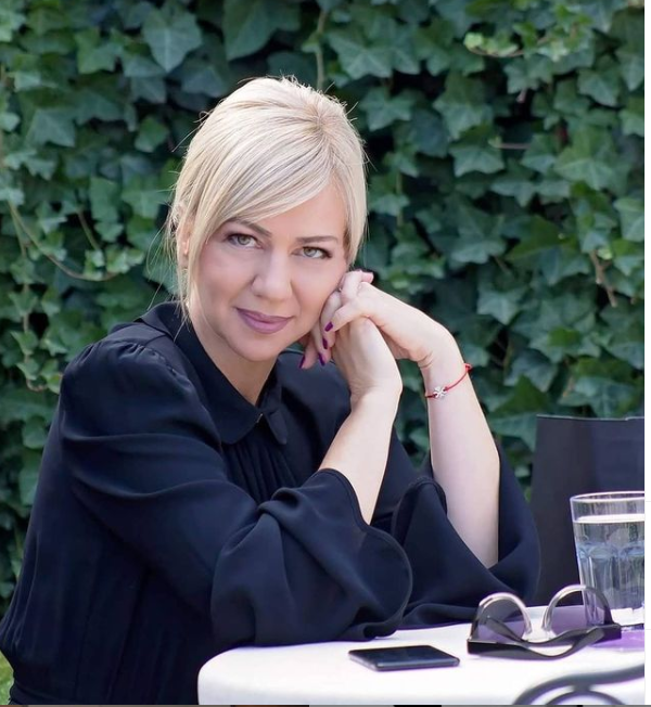 Da li filter aplikacije fotošopiraju i život? Sa poznatima o “potrebi ...