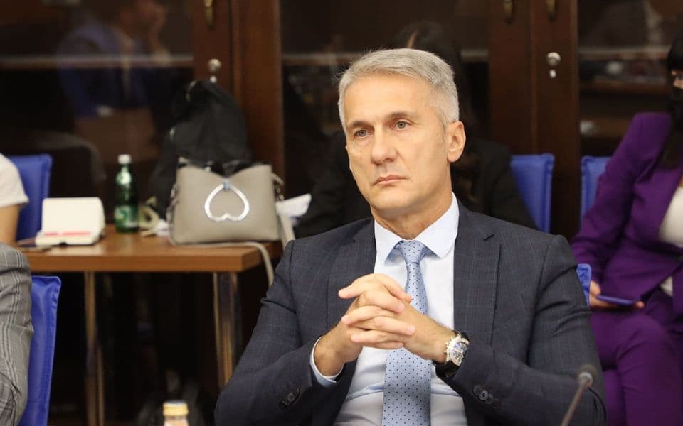 Kako je proruski, crkveni i anti-NATO čovjek došao na čelo ANB-a