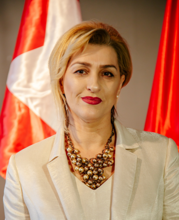 Zoronjić za Standard: Studentsku ljubav krunisala brakom, suprug je ...