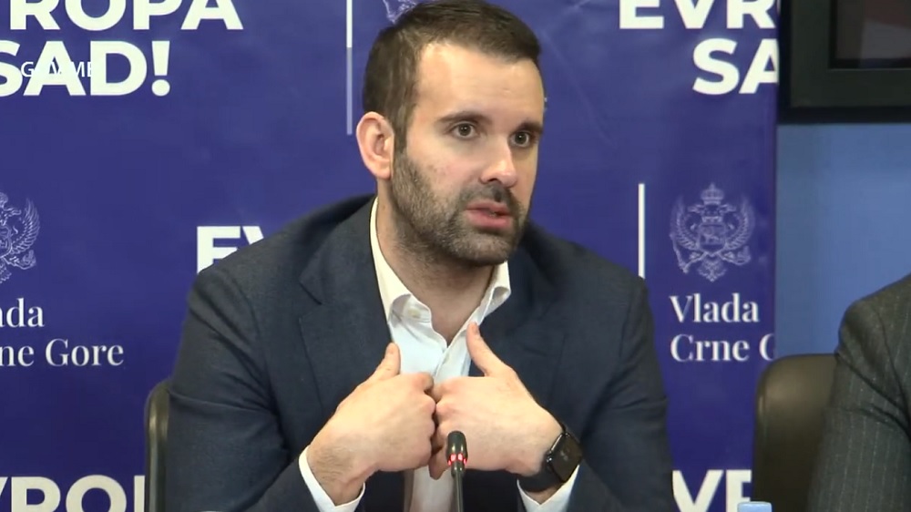 Spajić: Brat me zove u Los Anđeles i pita – šta ćeš tu da te blati ...