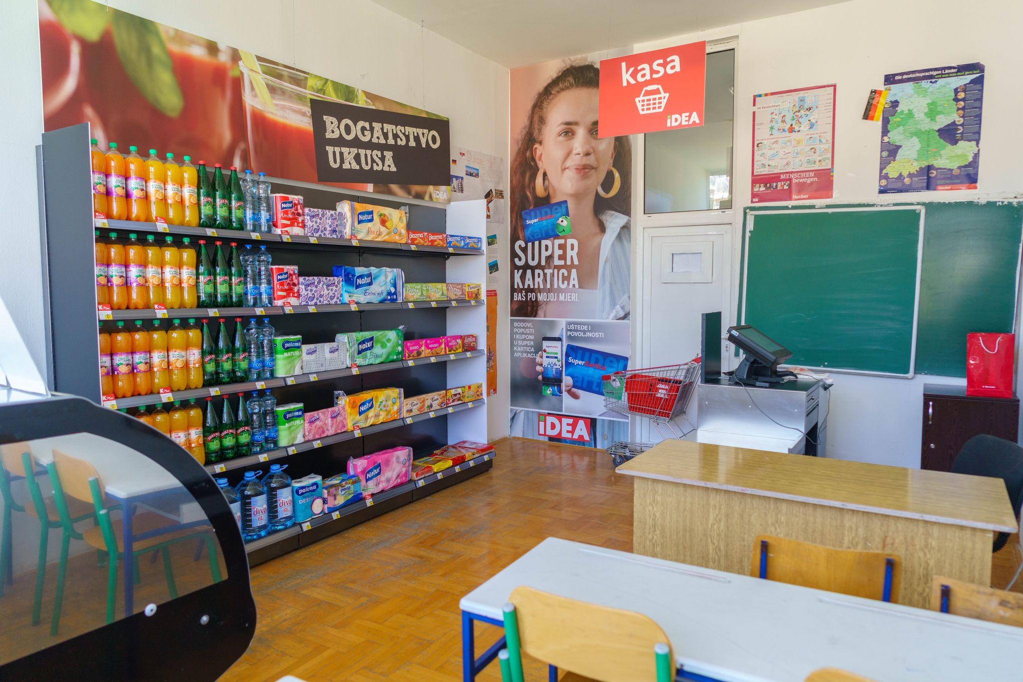 Kompanija Mercator-CG donirala opremu za stručnu nastavu srednjoj ...