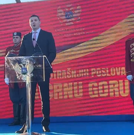 Adžić: Nema veće časti od upravljanja najvećom silom u državi