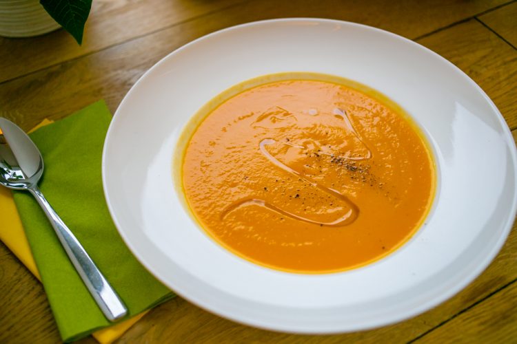 Krem supa od jabuka i bundeve