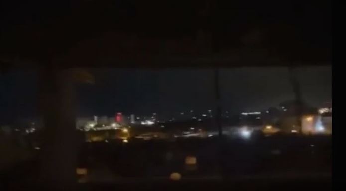 Neobičan prizor na nebu tokom potresa, naučnici nemaju objašnjenje (VIDEO)