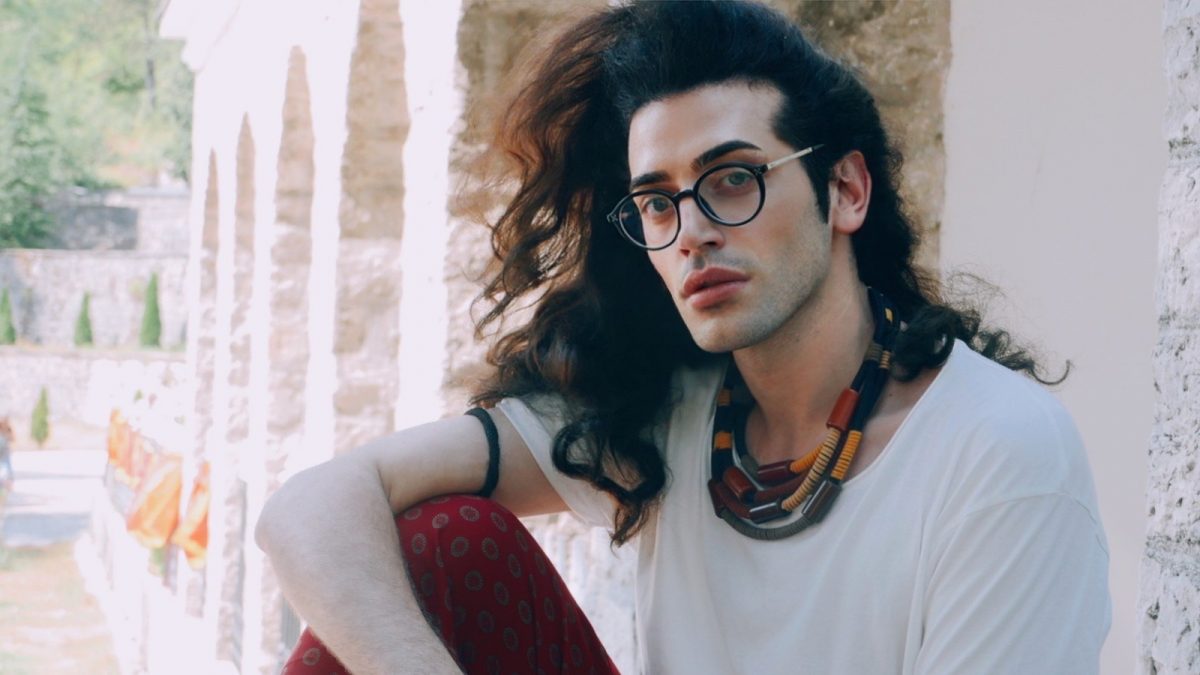 KAD TRADICIJA DIKTIRA, ALKOHOL POSTAJE SVAKODNEVNICA: Psiholog PETAR MARKOVIĆ za STANDARD ...