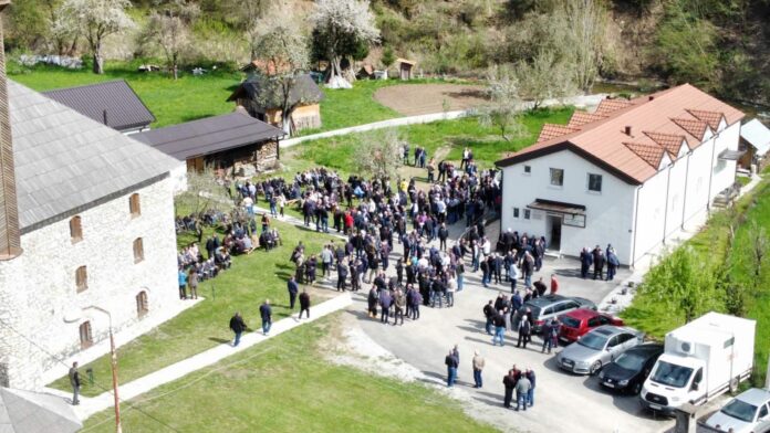 Sahranjen Rifat Rastoder (FOTO I VIDEO)