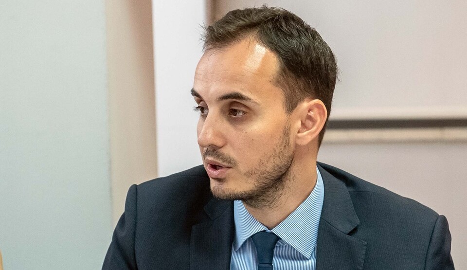 Konatar pita Spajića: Da li je tačno da zadužujete građane sa novih 700 ...