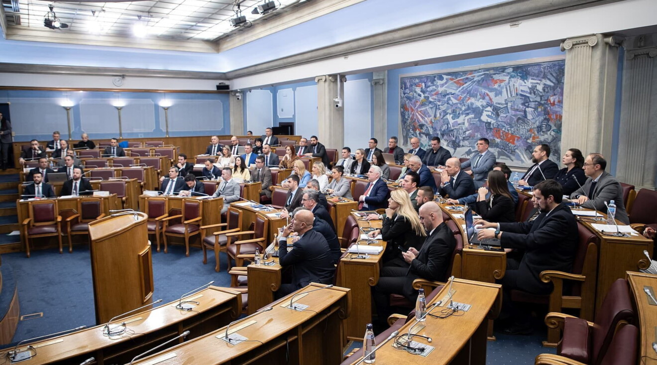 Pogledajte koliko iznose februarske plate poslanika: Čobi primio preko ...