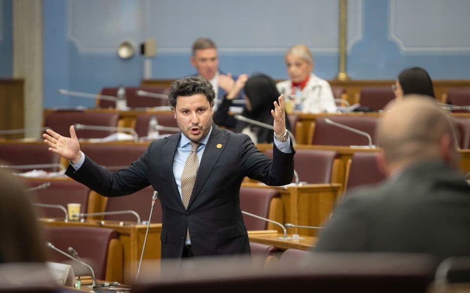 Abazović: Čovjek iz ovog parlamenta uplatio je 800.000 eura za Do Kvona; Mandić na dobrom putu ...