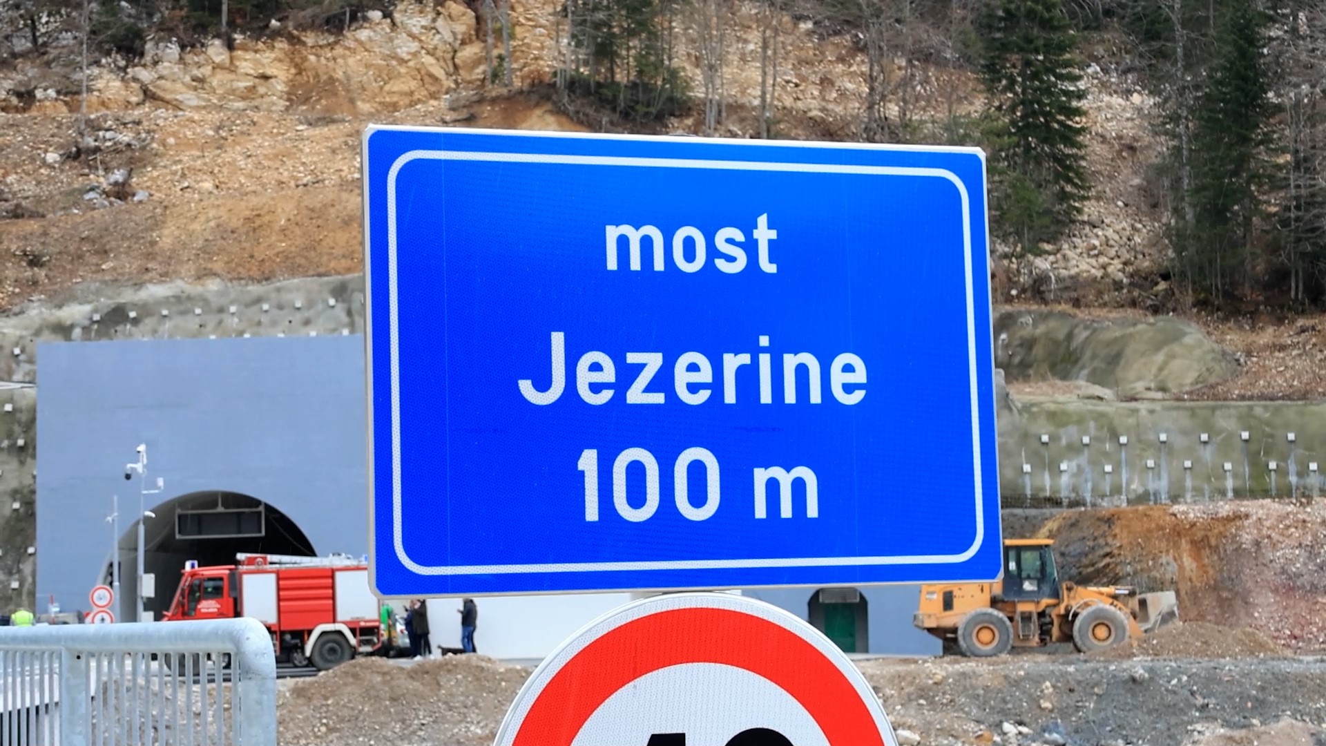 Tunel Klisura pušten u probni rad; Radulović: Ispitaćemo odgovornost izvođača za kašnjenje