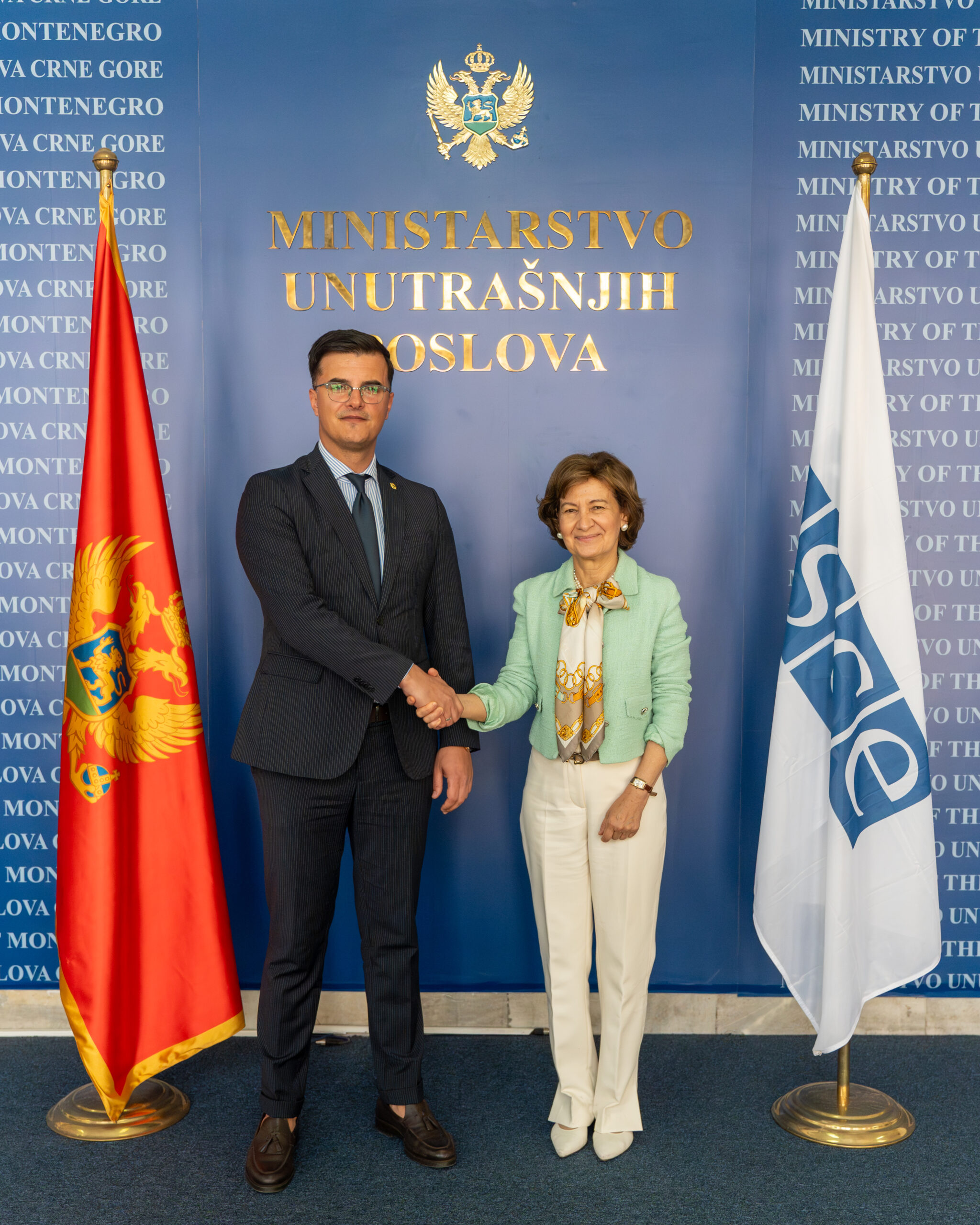 Šaranović: MUP posvećen borbi protiv napada na novinare i njihovu imovinu