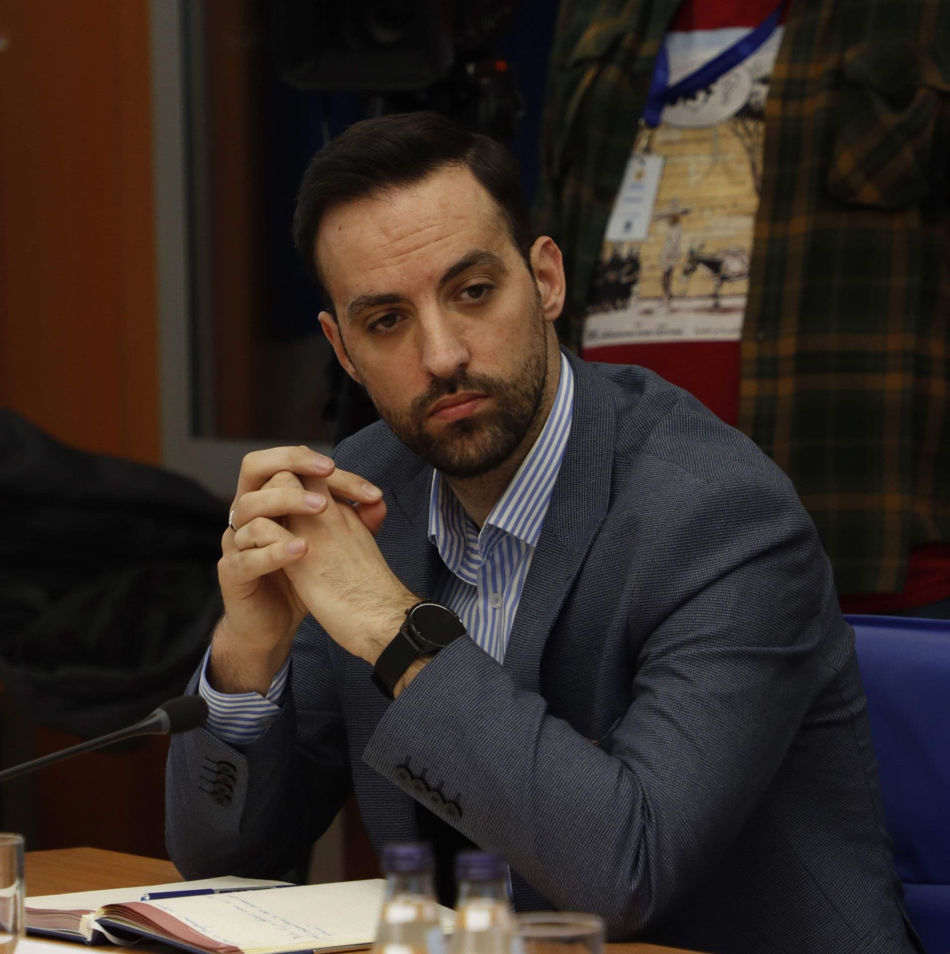 Zirojević: Veseli se srpski rode, Rajo gradi pored vode