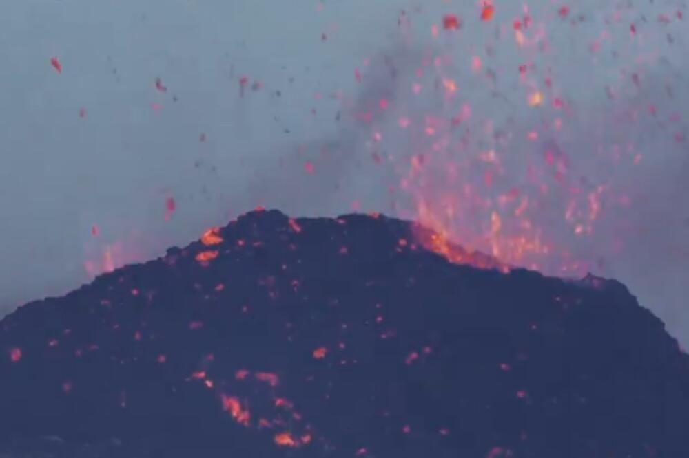 Erupcija vulkana Etna, aerodrom u Kataniji privremeno zatvoren