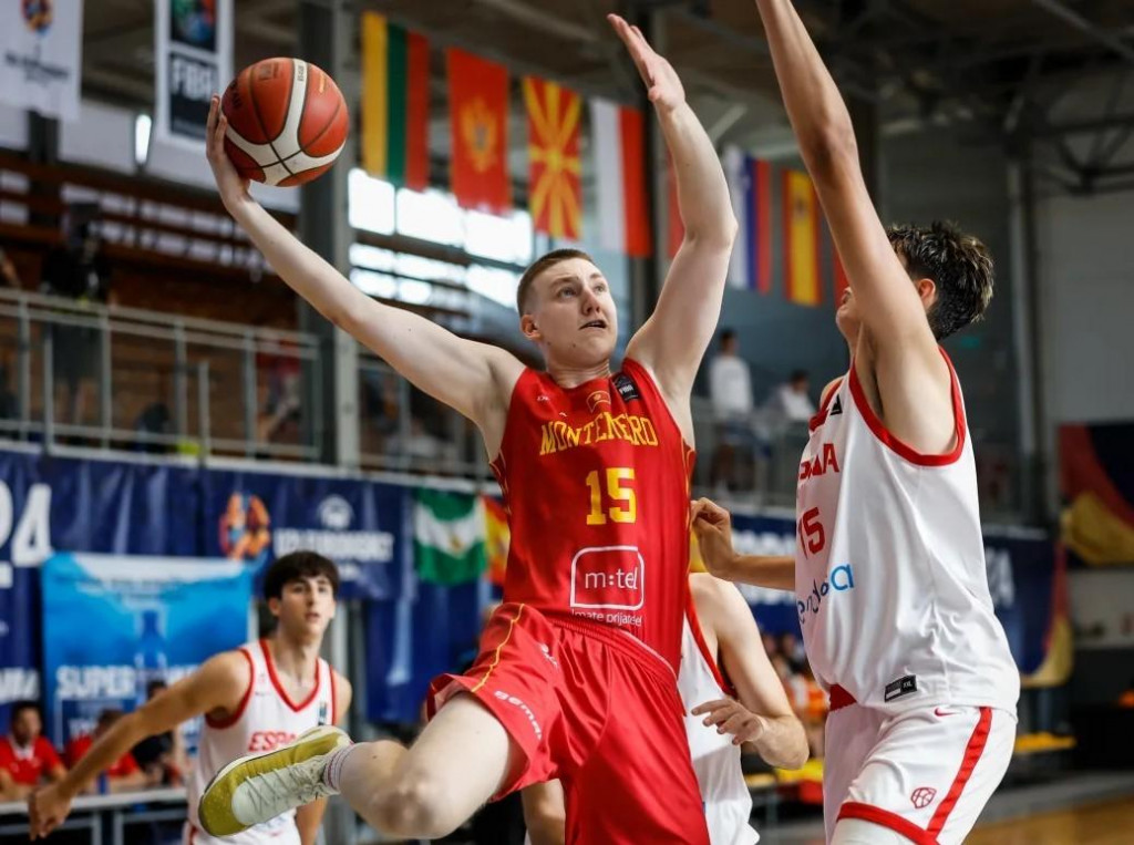 Španija prejaka za našu mladu reprezentaciju