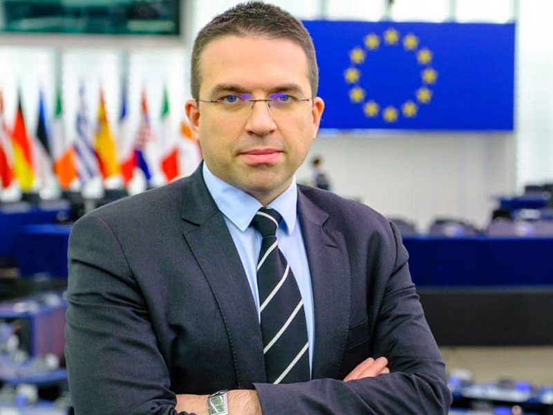 SOKOL ODGOVORIO IVANOVIĆU: Otklon od proruske i prosrspske politike i ...