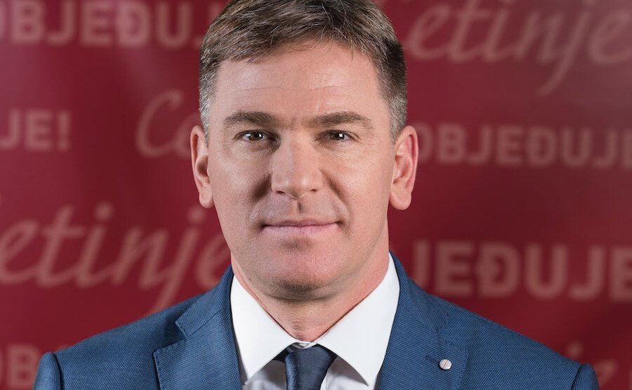 MUP CG ne odgovara Huteru koliko je građana CG dobilo državljanstvo Srbije