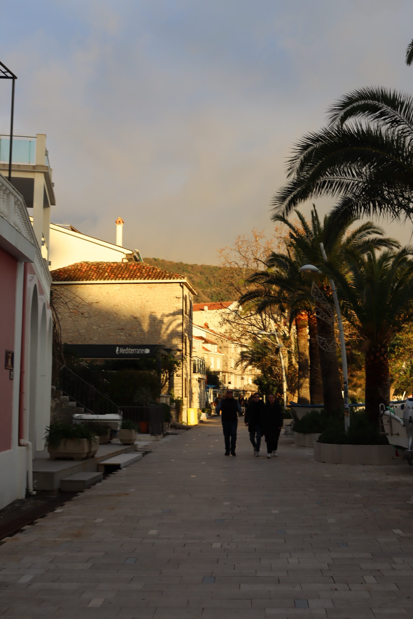 Sjutra pretežno sunčano, ujutru jak mraz, do 15 stepeni