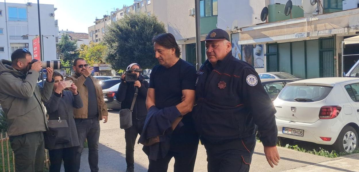 Bećirović i Mijatović davili, vukli za kosu i prijetili novinarki