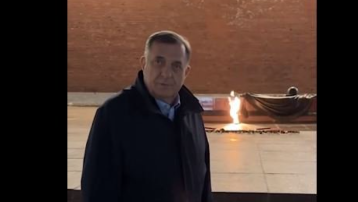 Dodik se oglasio iz Moskve, objavio i snimak; Na društvenimn mrežama podržao Marin Le Pen