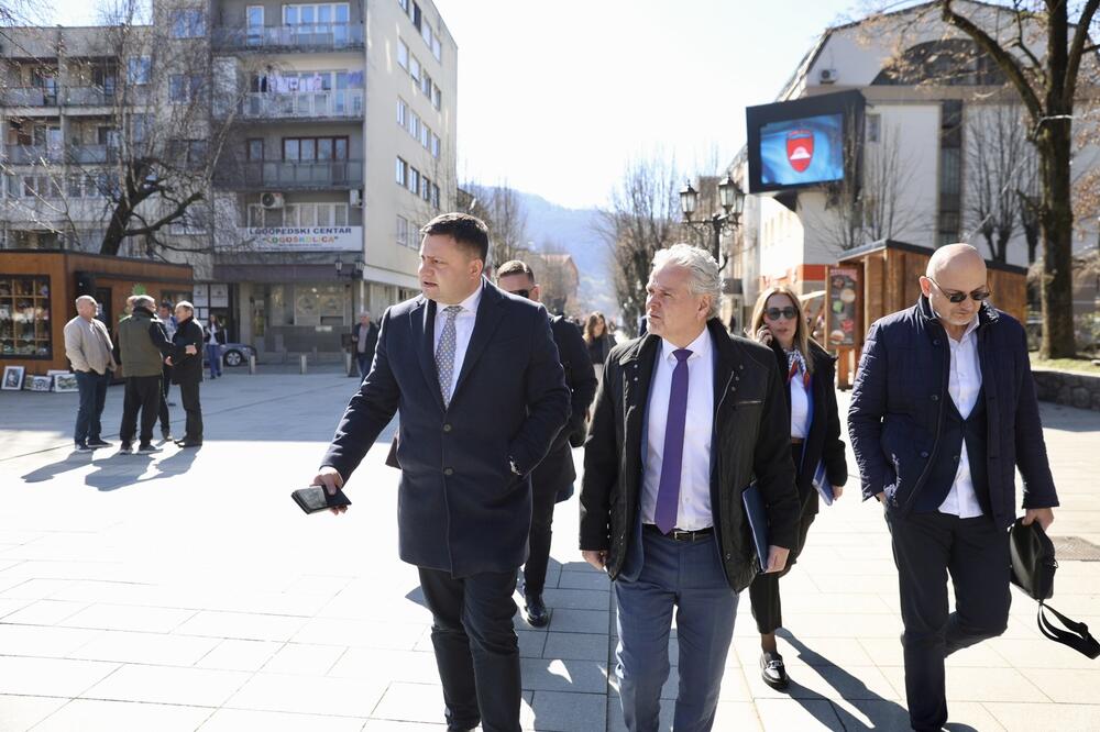 Satler u Bijelom Polju: Najavio i otvaranje Evropske kuće