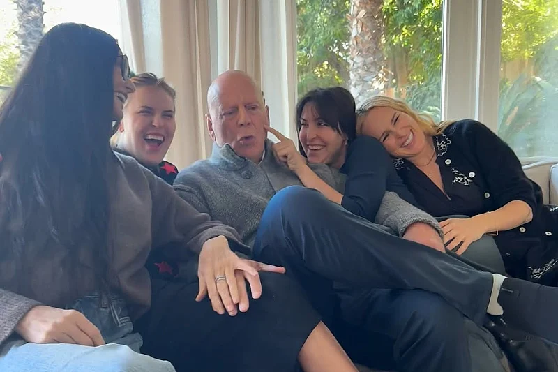 Brus Vilis zbog svog zdravstvenog stanja više nije u mogućnosti da ...