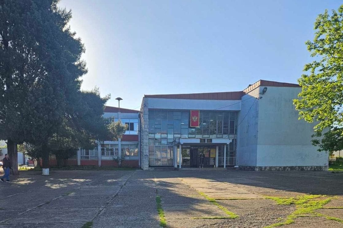 Nastavnik iz osnovne škole ,,Marko Miljanov” prijavljen za seksualno uznemiravanje