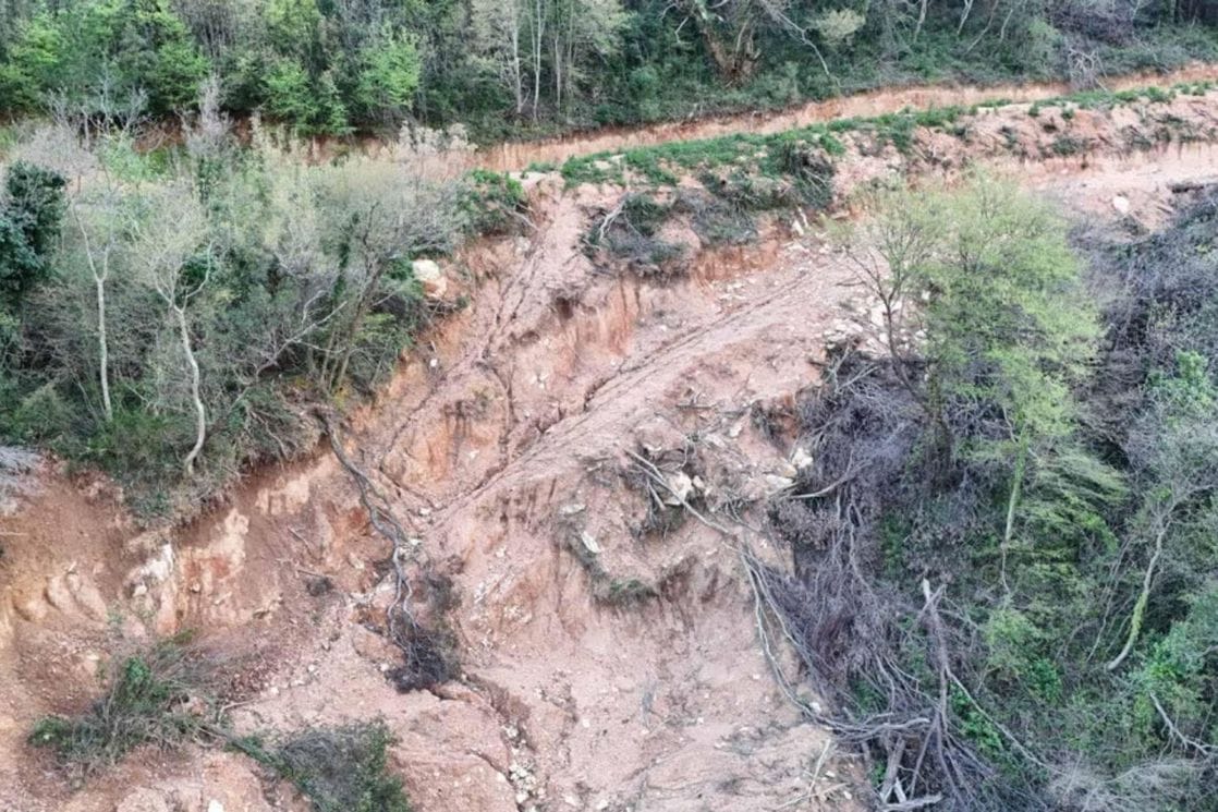 Budva: Nadležni ne reaguju na upozorenja, ako se brdo Spas obruši ...