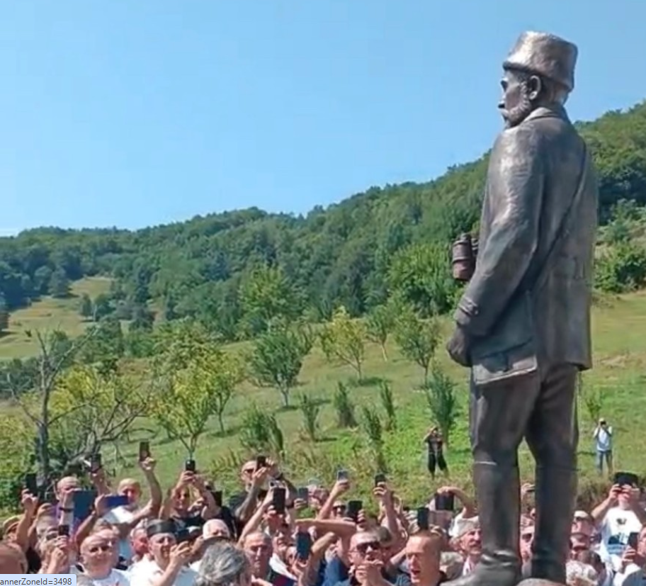 Spomenik Pavlu Đurišiću prenijet u crkvu